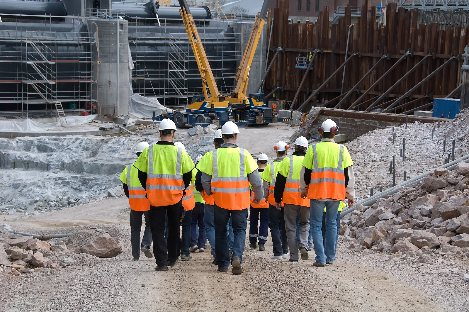 Labor Shortage in Construction Industry Causing Workmanship Issues ...
